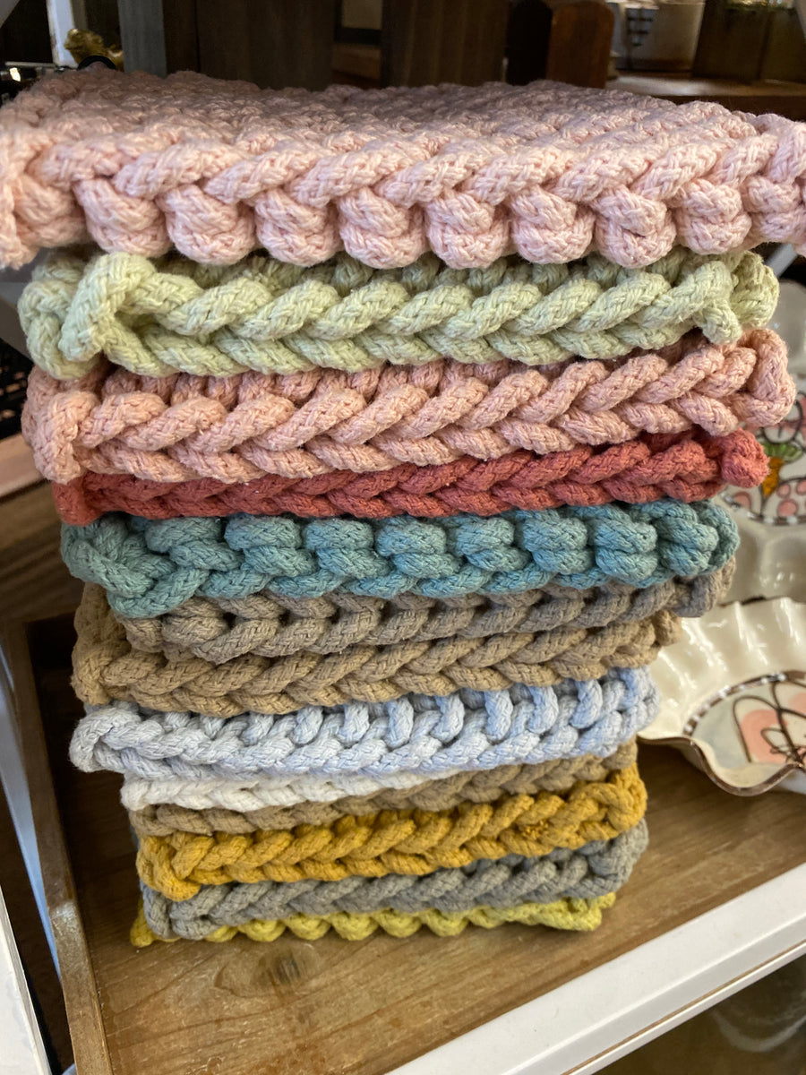 CC POT HOLDER/TRIVET – The Cottage Collective